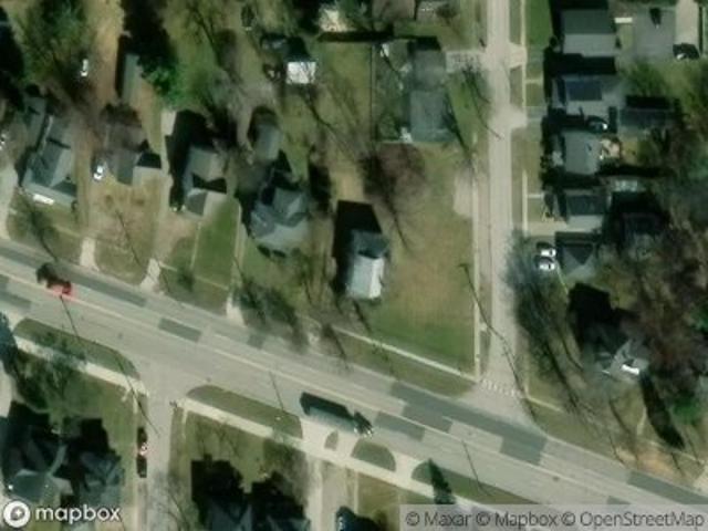 W Main St