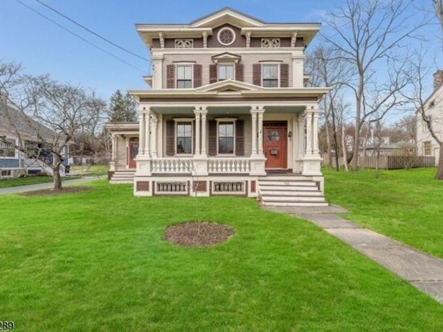 W Main St, Clinton, Home For Sale