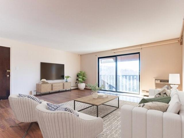 W Main St Apt B, Marlborough, Condo For Sale