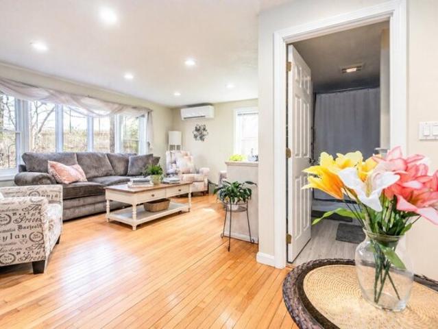 W Main St Apt,hyannis, Condo For Sale