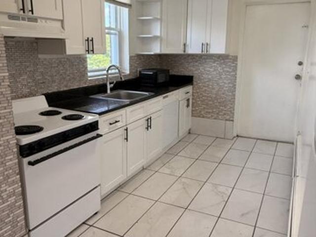 W Main St Unit,stamford, Condo For Sale