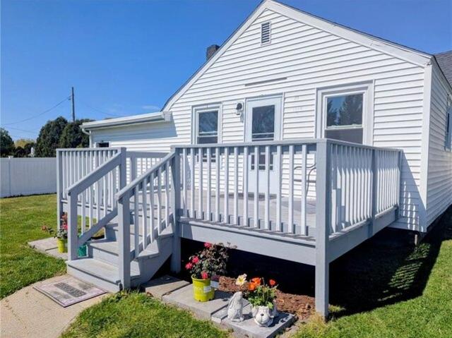 W Main Rd, Middletown, Home For Sale