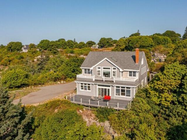 W Main W Main St, Vinalhaven, Home For Sale
