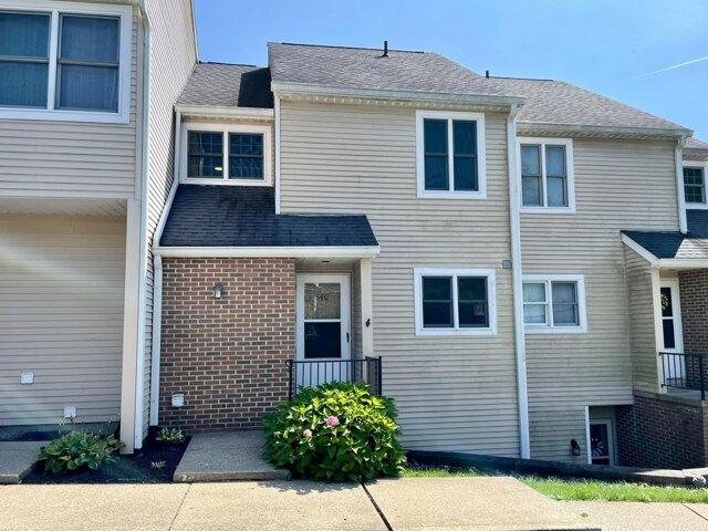 W Maple St, Granville, Condo For Sale