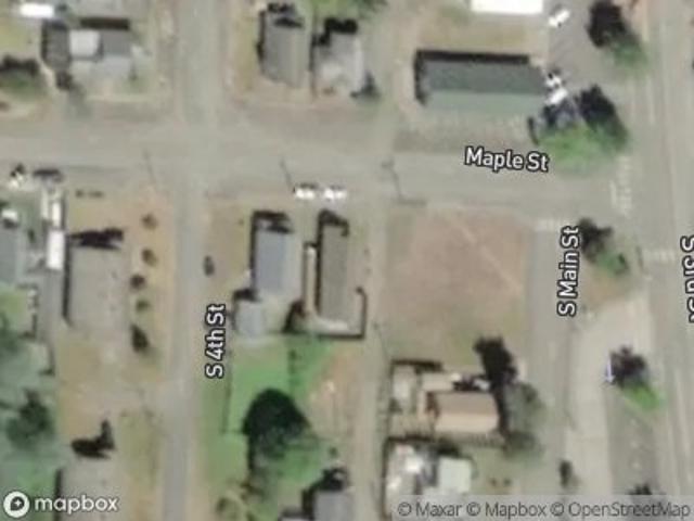 W Maple St