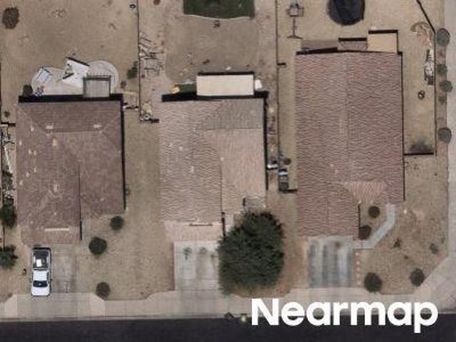 W Meade Ln