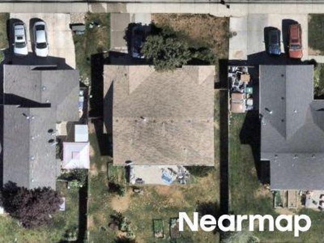 W Medallion Dr