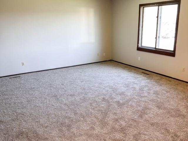W Michigan Ave/Inverway 2 Bedroom Apartment for Rent at 5534 W Michigan Ave, Kalamazoo, MI 49009