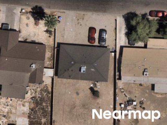 W Minnezona Ave