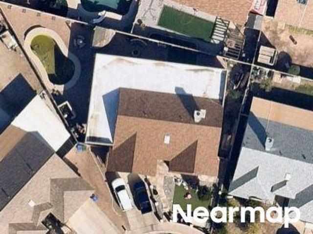 W Minnezona Ave