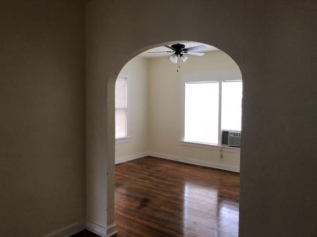 W. Mistletoe Ave 1702 1 Bedroom Apartment for Rent at 1702W W Mistletoe Ave, San Antonio, TX 78201 Jefferson