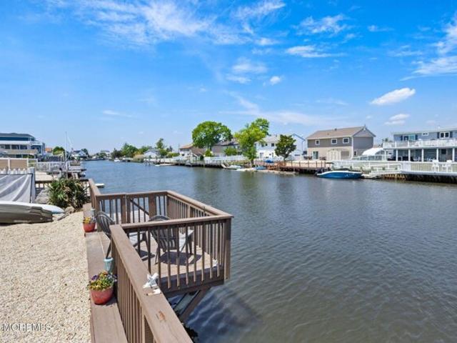 W Mohawk Dr, Little Egg Harbor, Home For Sale