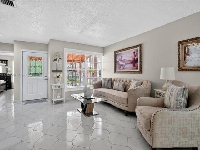 W Nd Ct Unit C, Hialeah, Condo For Sale