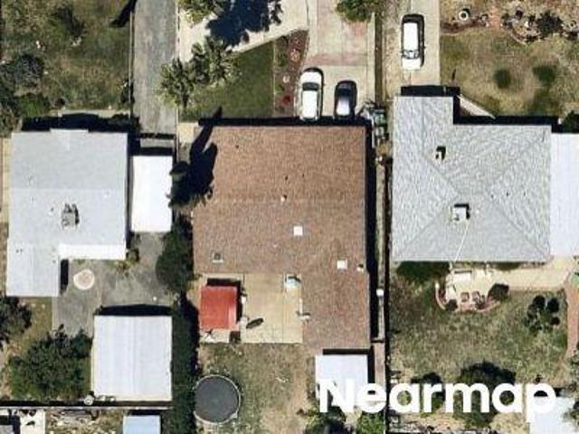 W Nicolet St