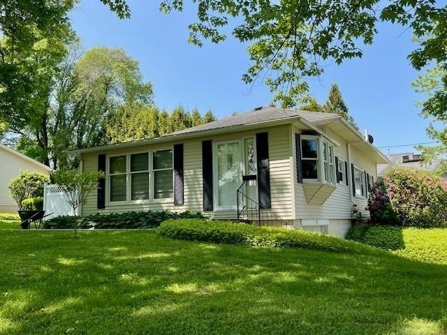 W North St, Mercer, Home For Sale