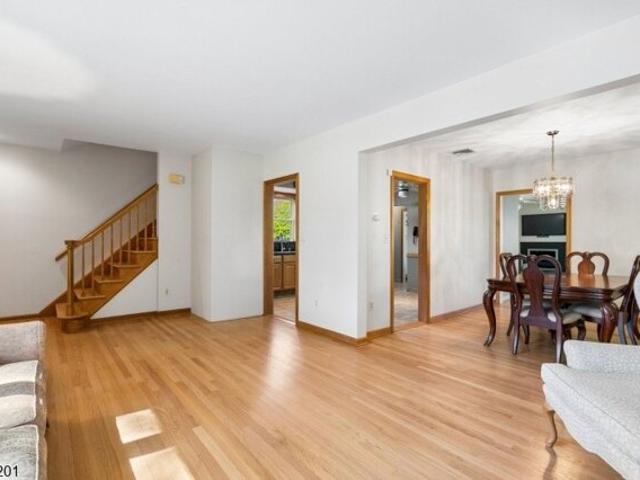 W Northfield Rd, Livingston, Home For Sale