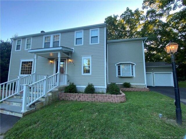 W Norwalk Rd, Norwalk, Home For Sale