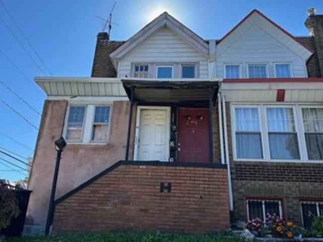 W Oxford St, Philadelphia, Home For Sale