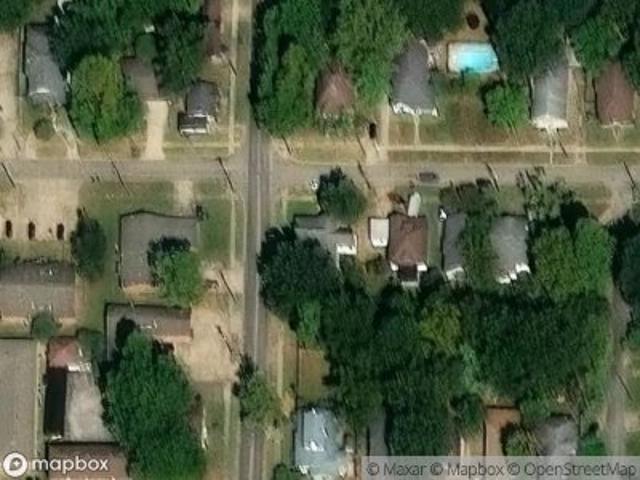 W Oak Ave