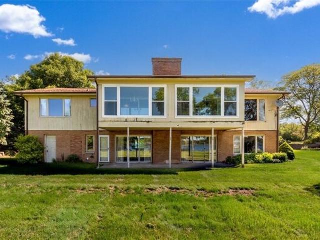 W Oakfield Rd, Grand Island, Home For Sale