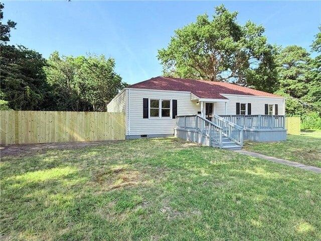 W Ocean Ave, Norfolk, Home For Sale
