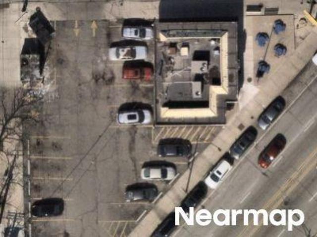W Ogden Ave