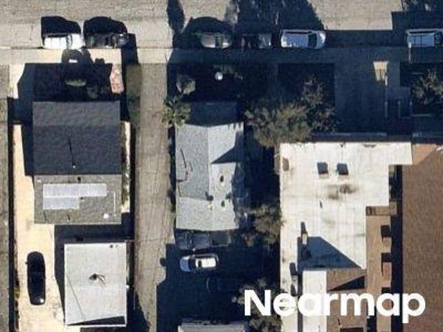 W Acacia Ave