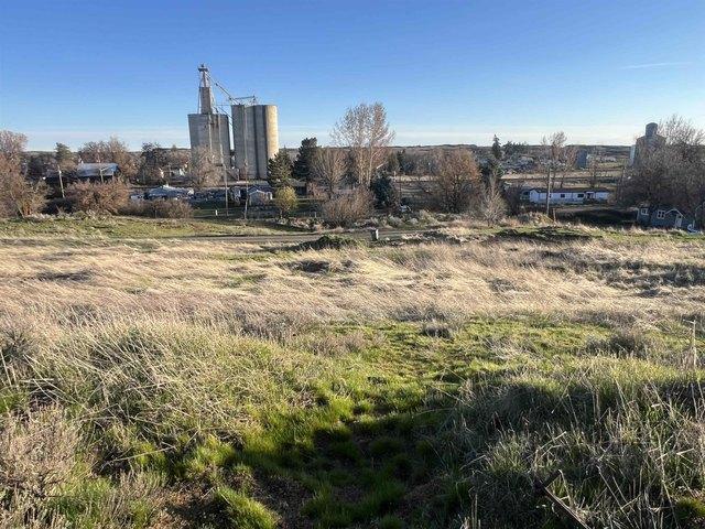 W Alder St, Sprague, WA 99032