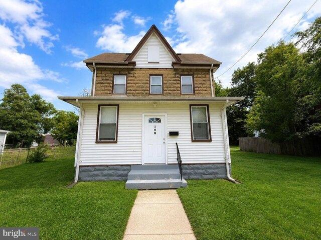 W Buck St, Paulsboro, Home For Sale