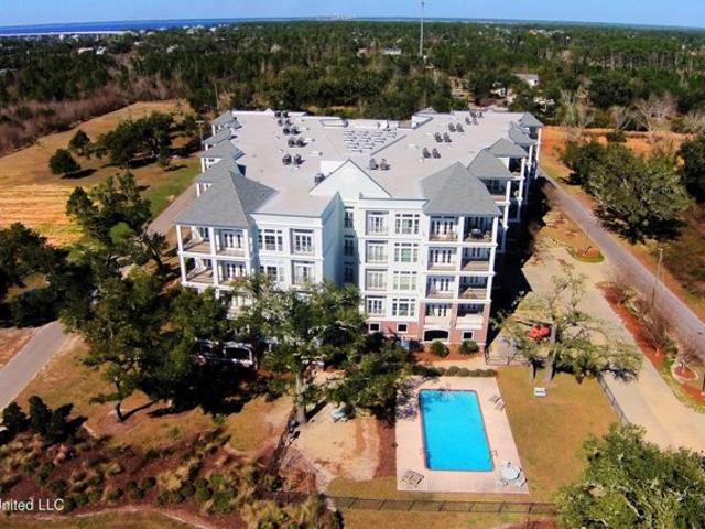 W Beach Blvd Apt,pass Christian, Condo For Sale