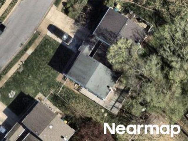 W Birchtree Ln