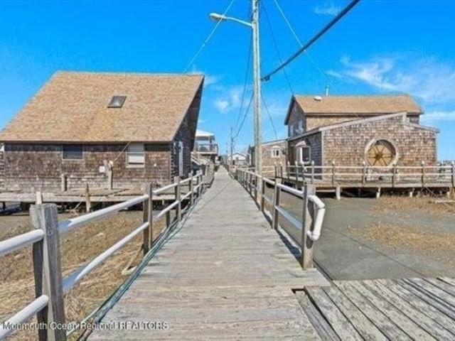 W Boardwalk, Grassy Sound, Home For Sale