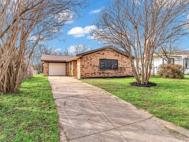 W Bridge St, Granbury, Home For Sale
