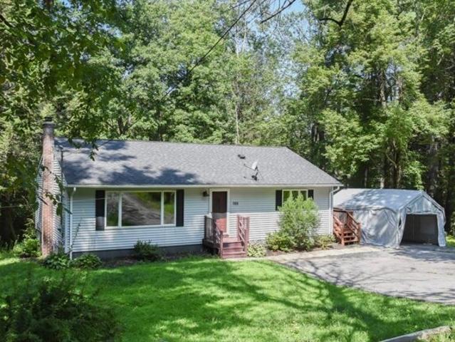 W Brookfield Rd, New Braintree, Home For Sale