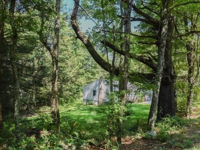 W Brookfield Rd, New Braintree, Home For Sale