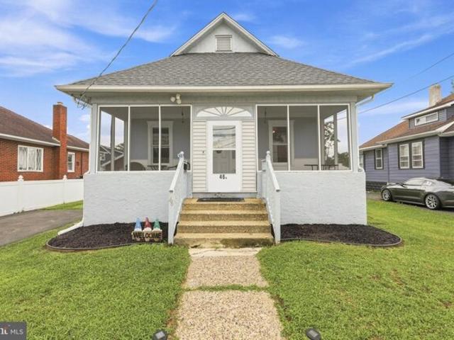 W Broad St, Gibbstown, Home For Sale