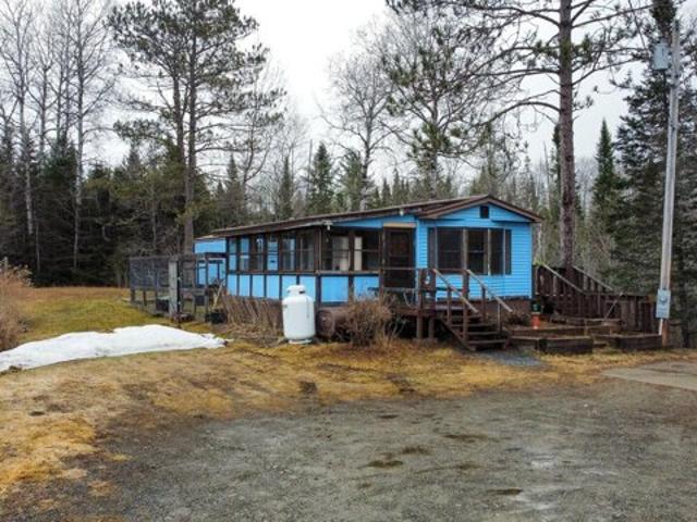 W Broadway, Lincoln, Property For Sale