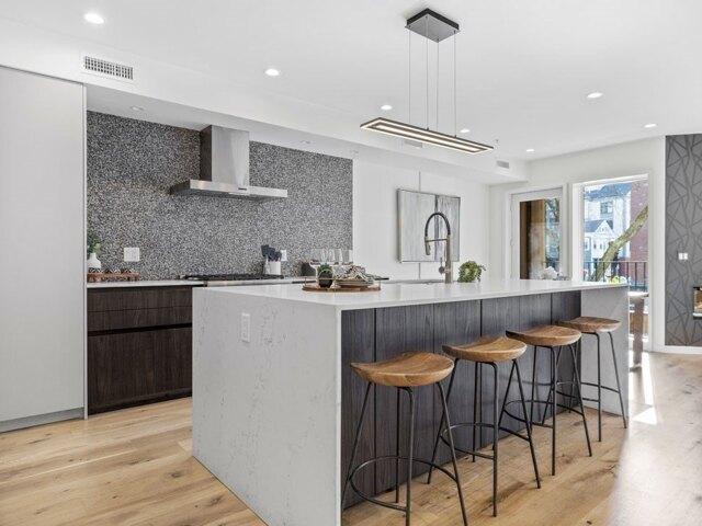 W Broadway Unit,boston, Condo For Sale