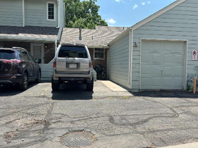 W Canyon Trl Apt C