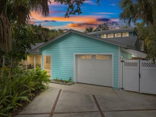 W Cayman Rd, Vero Beach, Home For Sale