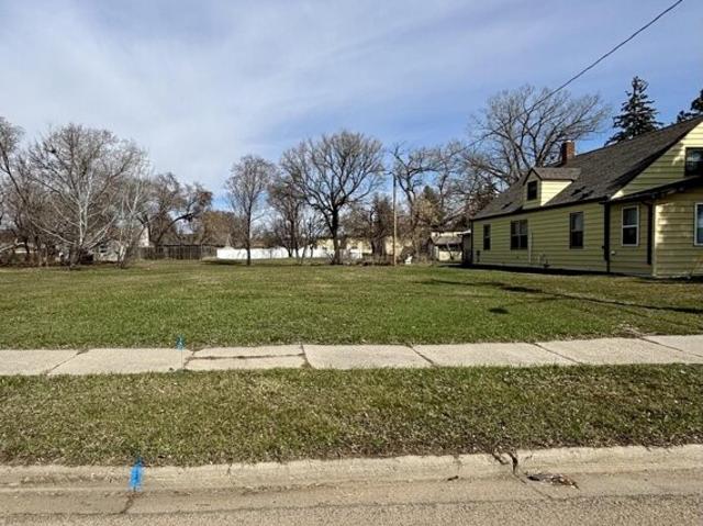 W Central Ave, Minot, Plot For Sale