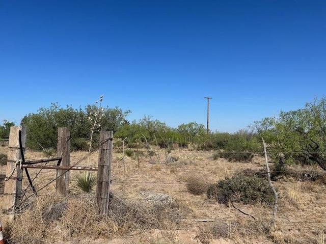 W Central Dr, Marfa, TX 79843