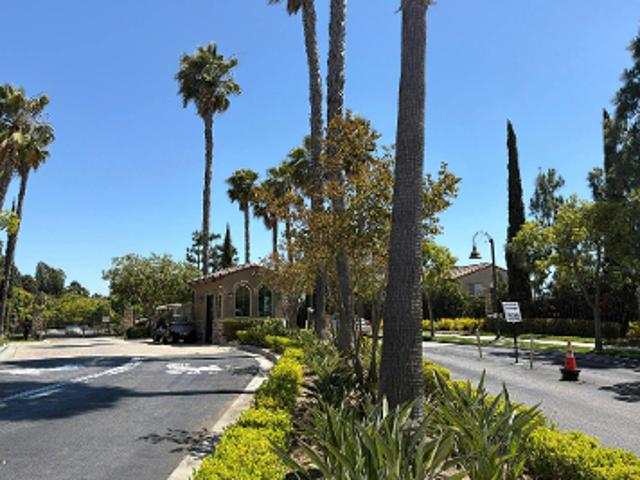 W Chapman Ln