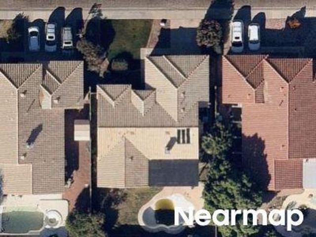 W Charter Oak Rd