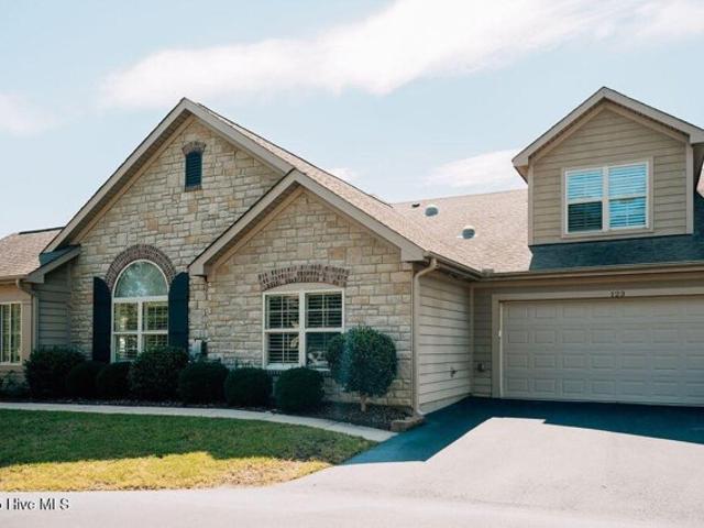 W Chelsea Ct, Southern Pines, Condo For Sale