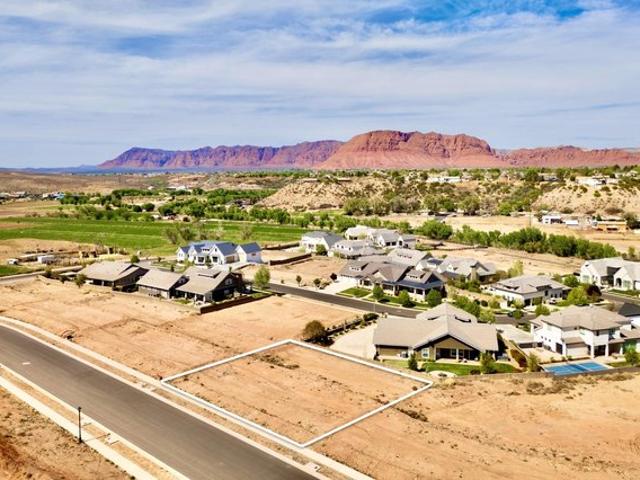 W Clary Hills Dr Unit 24, Santa Clara, UT 84765