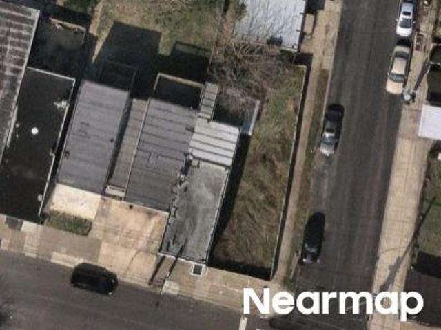 W Clearfield St