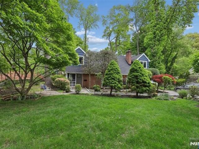 W Clinton Ave, Tenafly, Home For Sale
