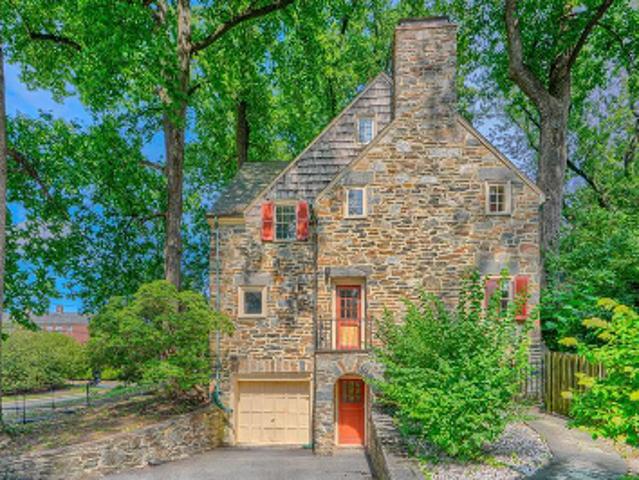 W Cold Spring Ln