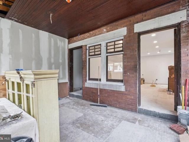 W Columbia Ave, Philadelphia, Home For Sale